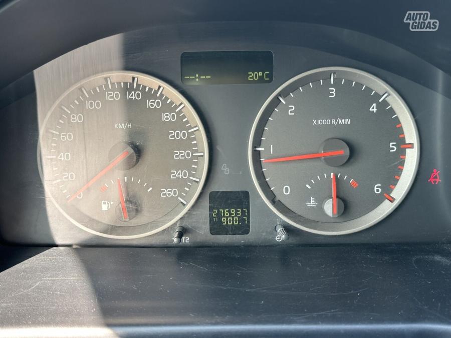 Volvo V50 2006 Šilutė, ar dzinēja tilpumu 1.60 L un nobraukumu 276 tūkst. km par 1250 €, foto 16 vietnē AUTOMOTO.COM.LV