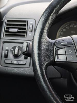 Volvo V50 2006 in Vilnius, with an engine capacity of 1.60 L and mileage of 291 thousand km for 1500 €, photo 8 on AUTOMOTO.COM.LV