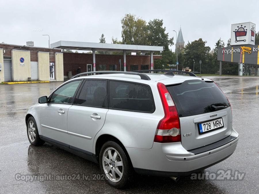 Volvo V50 2006 Rapla, ar dzinēja tilpumu 2.40 L un nobraukumu 0 tūkst. km par 2300 €, foto 4 vietnē AUTOMOTO.COM.LV