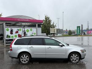 Volvo V50 2006 Rapla, ar dzinēja tilpumu 2.40 L un nobraukumu 0 tūkst. km par 2300 €, foto 6 vietnē AUTOMOTO.COM.LV