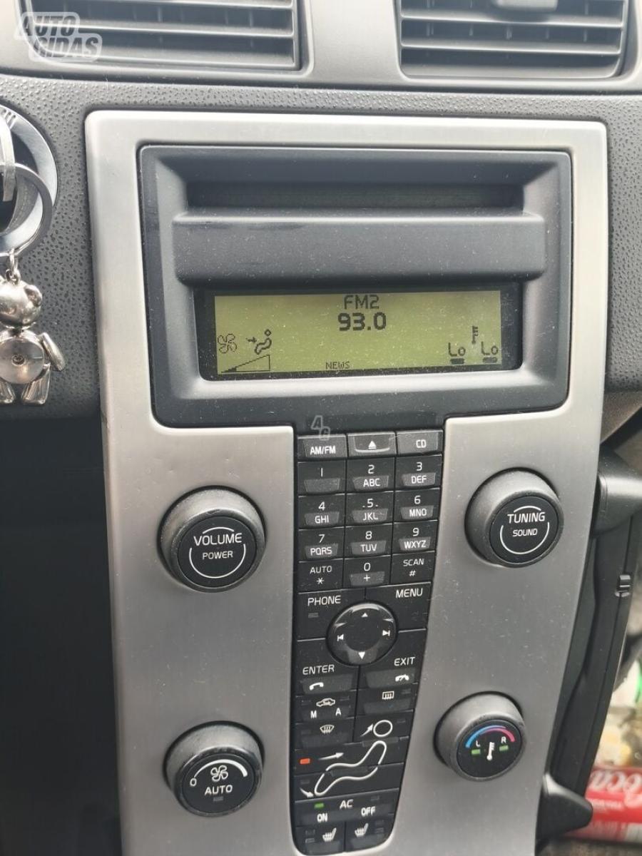 Вольво В50 2006 в Скуодас, объемом двигателя 2.00 л и пробегом 331 тыс. км за 450 €, фото 8 на AUTOMOTO.COM.LV