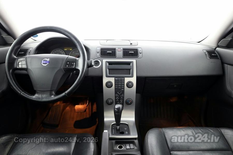 Volvo V50 2006 Tallina, ar dzinēja tilpumu 2.40 L un nobraukumu 244 tūkst. km par 1799 €, foto 6 vietnē AUTOMOTO.COM.LV