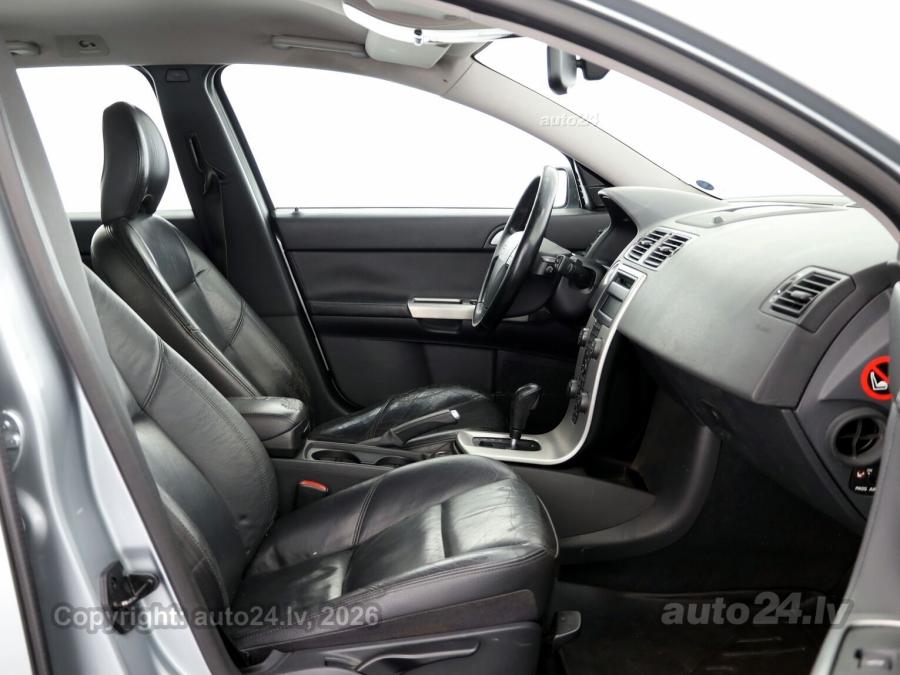 Volvo V50 2006 Tallina, ar dzinēja tilpumu 2.40 L un nobraukumu 244 tūkst. km par 1799 €, foto 7 vietnē AUTOMOTO.COM.LV