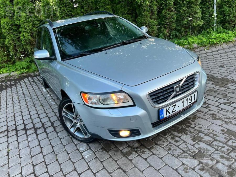 Volvo V50 2007 Rīga, ar dzinēja tilpumu 1.60 L un nobraukumu 342 tūkst. km par 1490 €, foto 2 vietnē AUTOMOTO.COM.LV