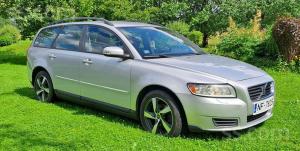 Volvo V50 2007 Ogre, ar dzinēja tilpumu 2.00 L un nobraukumu 236 tūkst. km par 2500 €, foto 6 vietnē AUTOMOTO.COM.LV