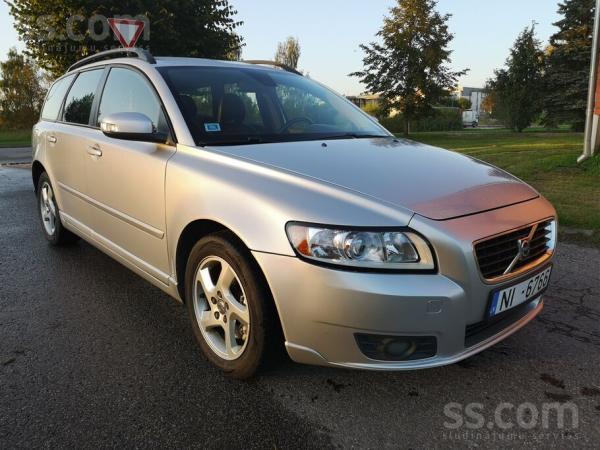 Volvo V50 2007 Madona, ar dzinēja tilpumu 2.00 L un nobraukumu 338 tūkst. km par 2600 €, foto 3 vietnē AUTOMOTO.COM.LV