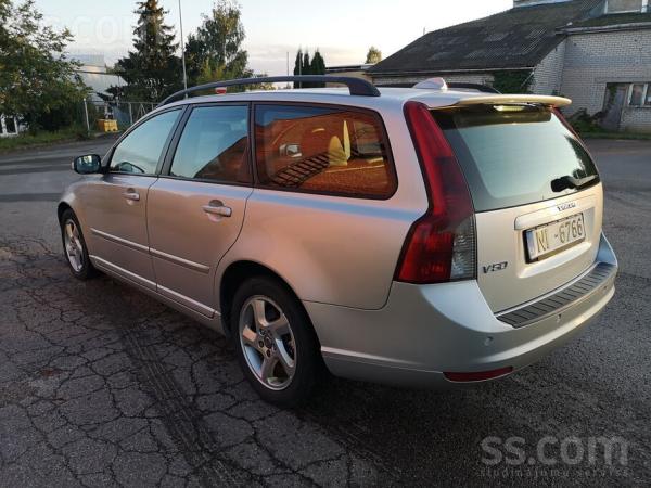 Volvo V50 2007 Madona, ar dzinēja tilpumu 2.00 L un nobraukumu 338 tūkst. km par 2600 €, foto 7 vietnē AUTOMOTO.COM.LV