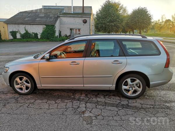 Volvo V50 2007 Madona, ar dzinēja tilpumu 2.00 L un nobraukumu 338 tūkst. km par 2600 €, foto 8 vietnē AUTOMOTO.COM.LV