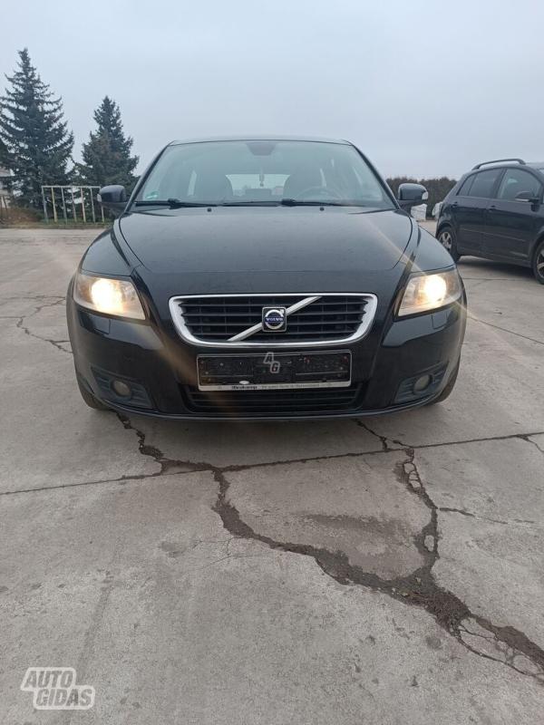 Volvo V50 2007 Marijampole, ar dzinēja tilpumu 2.00 L un nobraukumu 179 tūkst. km par 1799 €, foto 1 vietnē AUTOMOTO.COM.LV