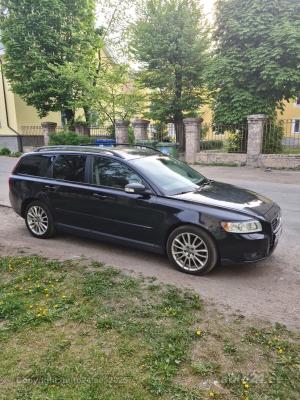 Volvo V50 2007 Tallina, ar dzinēja tilpumu 2.00 L un nobraukumu 0 tūkst. km par 1300 €, foto  vietnē AUTOMOTO.COM.LV
