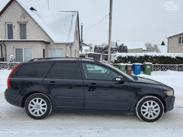 Volvo V50 2007 Alīta, ar dzinēja tilpumu 2.00 L un nobraukumu 350 tūkst. km par 1850 €, foto 6 vietnē AUTOMOTO.COM.LV