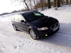 Volvo V50 2007 Viļņa, ar dzinēja tilpumu 2.00 L un nobraukumu 350 tūkst. km par 1150 €, foto  vietnē AUTOMOTO.COM.LV