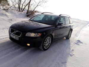Volvo V50 2007 in Vilnius, with an engine capacity of 2.00 L and mileage of 350 thousand km for 1150 €, photo 2 on AUTOMOTO.COM.LV