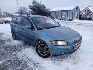 Volvo V50 2007 in Riga, with an engine capacity of 1.60 L and mileage of 426 thousand km for 1600 €, photo  on AUTOMOTO.COM.LV