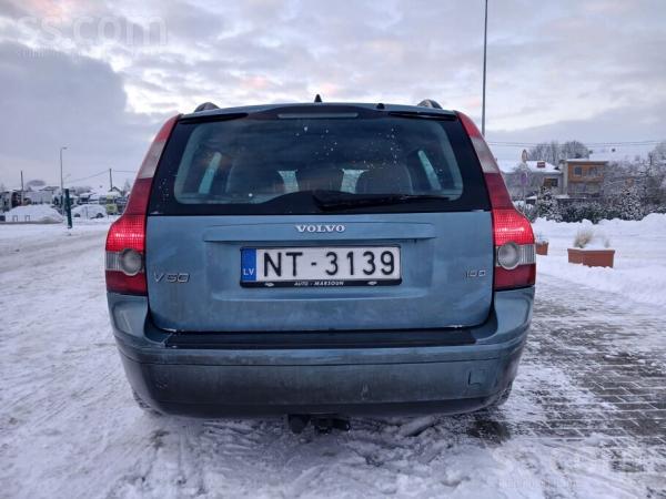 Volvo V50 2007 Rīga, ar dzinēja tilpumu 1.60 L un nobraukumu 426 tūkst. km par 1600 €, foto 4 vietnē AUTOMOTO.COM.LV