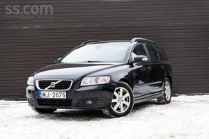 Volvo V50 2007 Rīga, ar dzinēja tilpumu 2.00 L un nobraukumu 194 tūkst. km par 3990 €, foto  vietnē AUTOMOTO.COM.LV