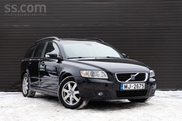 Volvo V50 2007 in Riga, with an engine capacity of 2.00 L and mileage of 194 thousand km for 3990 €, photo 2 on AUTOMOTO.COM.LV