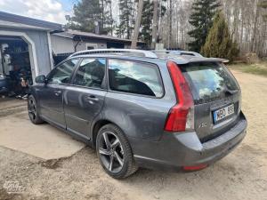 Volvo V50 2007 in Siauliai, with an engine capacity of 2.00 L and mileage of 340 thousand km for 1650 €, photo 5 on AUTOMOTO.COM.LV