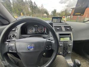 Volvo V50 2007 in Siauliai, with an engine capacity of 2.00 L and mileage of 340 thousand km for 1650 €, photo 6 on AUTOMOTO.COM.LV