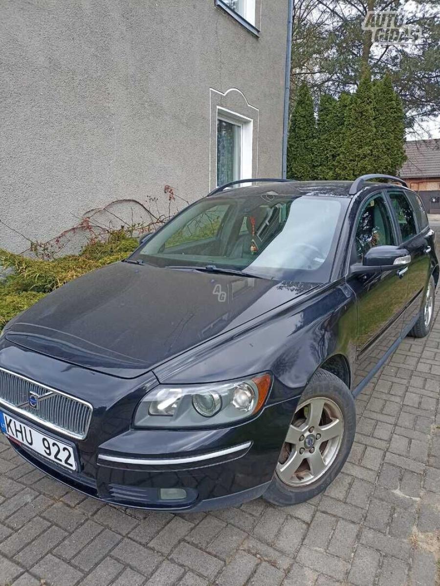 Volvo V50 2007 Šauļi, ar dzinēja tilpumu 1.60 L un nobraukumu 226 tūkst. km par 1600 €, foto 3 vietnē AUTOMOTO.COM.LV