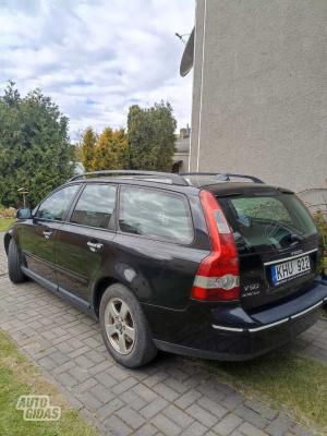 Volvo V50 2007 Šauļi, ar dzinēja tilpumu 1.60 L un nobraukumu 226 tūkst. km par 1600 €, foto 7 vietnē AUTOMOTO.COM.LV