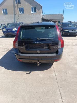 Volvo V50 2007 in Marijampole, with an engine capacity of 2.00 L and mileage of 180 thousand km for 1999 €, photo 3 on AUTOMOTO.COM.LV