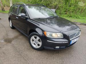 Volvo V50 2007 in Siauliai, with an engine capacity of 1.60 L and mileage of 266 thousand km for 1650 €, photo 3 on AUTOMOTO.COM.LV