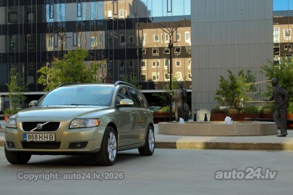 Volvo V50 2007 in Tallinn, with an engine capacity of 2.50 L and mileage of 0 thousand km for 3200 €, photo 2 on AUTOMOTO.COM.LV