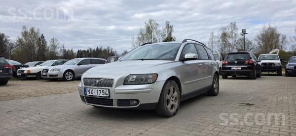 Volvo V50 2007 Valmiera, ar dzinēja tilpumu 2.00 L un nobraukumu 340 tūkst. km par 1600 €, foto 6 vietnē AUTOMOTO.COM.LV