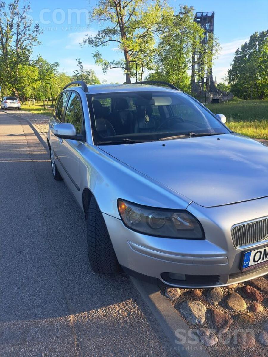 Volvo V50 2007 in Kuldiga, with an engine capacity of 1.60 L and mileage of 0 thousand km for 1600 €, photo 1 on AUTOMOTO.COM.LV