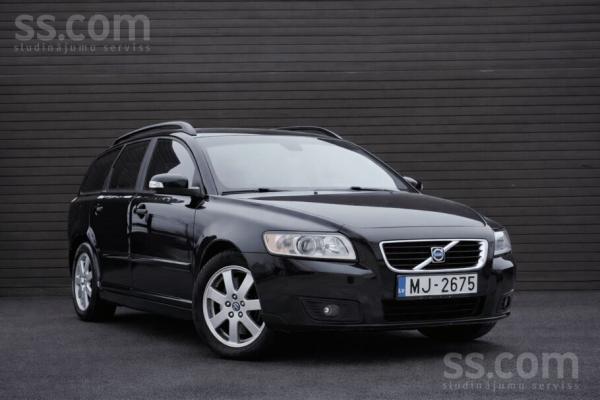 Вольво В50 2007 в Рига, объемом двигателя 2.00 л и пробегом 194 тыс. км за 3990 €, фото 2 на AUTOMOTO.COM.LV