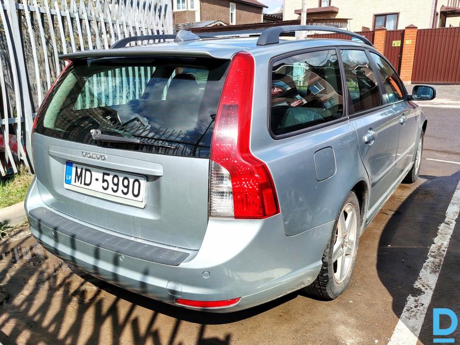 Volvo V50 2007 in Preili, with an engine capacity of 1.60 L and mileage of 256 thousand km for 2200 €, photo 8 on AUTOMOTO.COM.LV