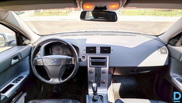 Volvo V50 2007 Preiļi, ar dzinēja tilpumu 1.60 L un nobraukumu 256 tūkst. km par 2200 €, foto 8 vietnē AUTOMOTO.COM.LV