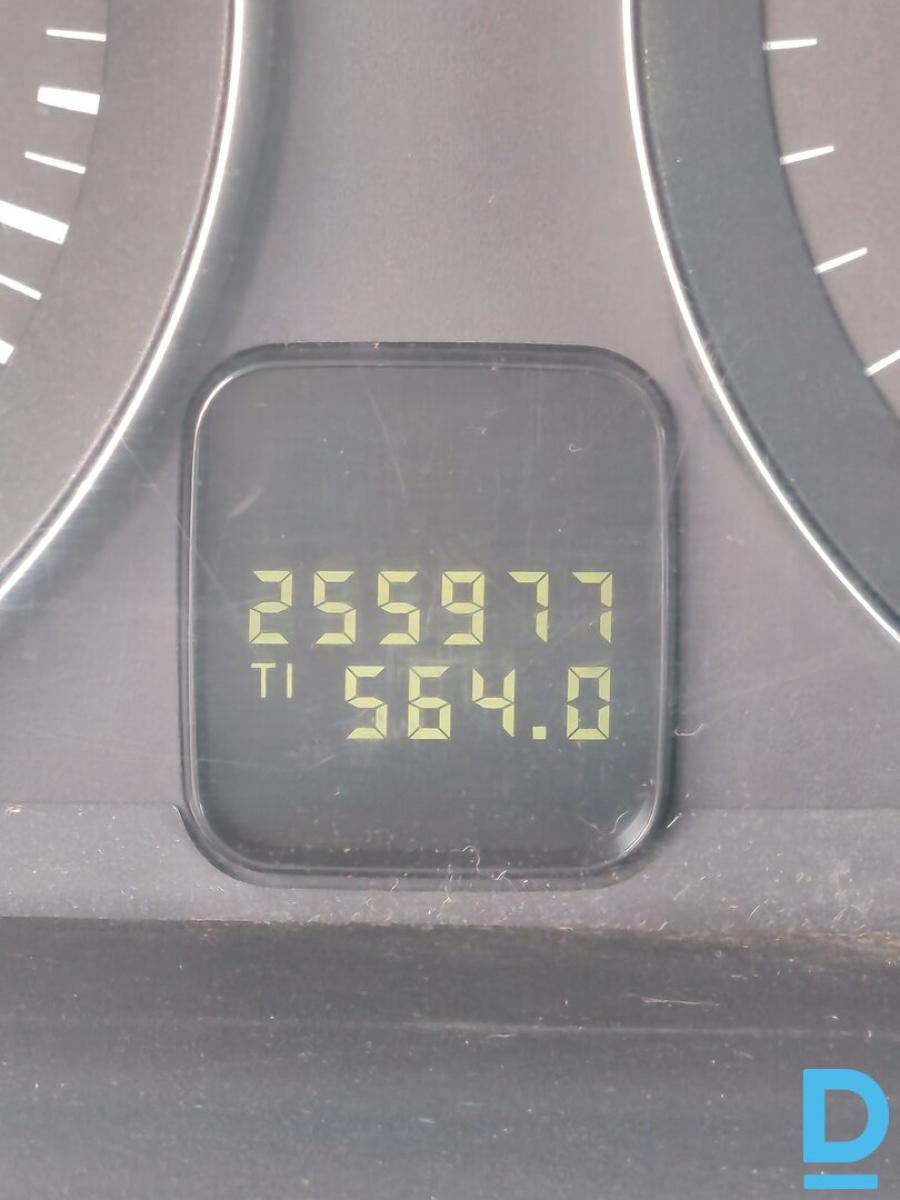 Volvo V50 2007 in Preili, with an engine capacity of 1.60 L and mileage of 256 thousand km for 2200 €, photo 10 on AUTOMOTO.COM.LV