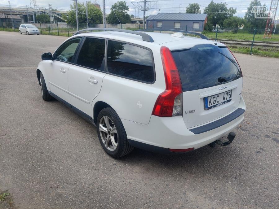 Volvo V50 2007 Šauļi, ar dzinēja tilpumu 2.00 L un nobraukumu 0 tūkst. km par 1550 €, foto 6 vietnē AUTOMOTO.COM.LV