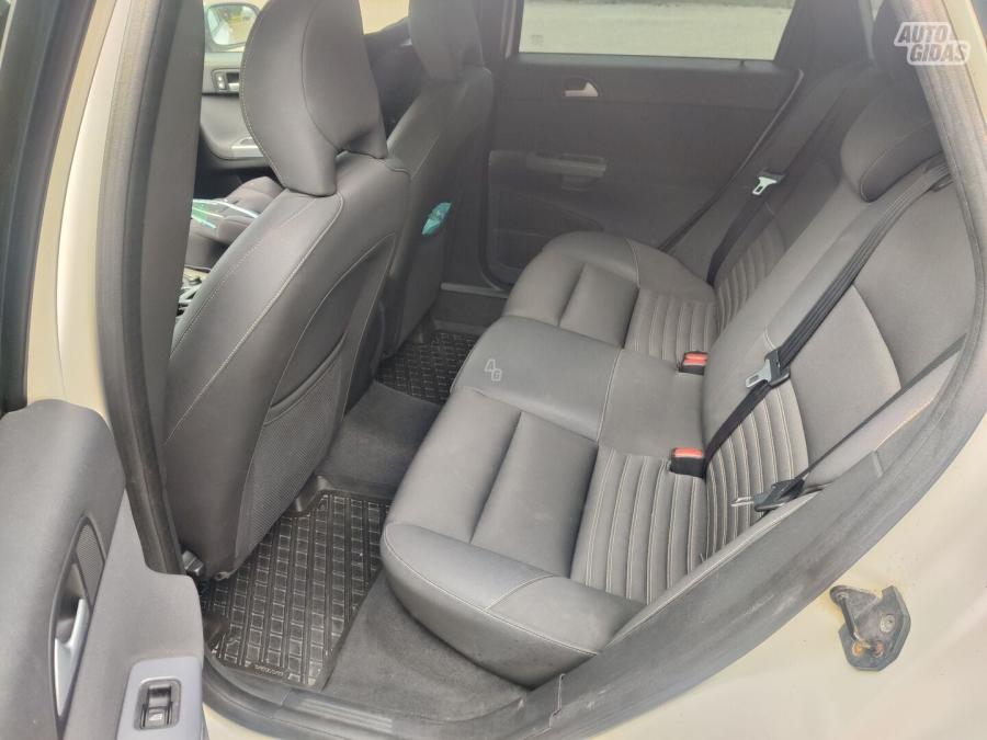 Volvo V50 2007 Šauļi, ar dzinēja tilpumu 2.00 L un nobraukumu 0 tūkst. km par 1550 €, foto 8 vietnē AUTOMOTO.COM.LV