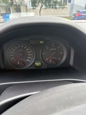 Volvo V50 2007 in Riga, with an engine capacity of 1.60 L and mileage of 228 thousand km for 2000 €, photo 8 on AUTOMOTO.COM.LV