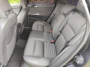 Volvo V50 2007 in Siauliai, with an engine capacity of 2.00 L and mileage of 300 thousand km for 1650 €, photo 7 on AUTOMOTO.COM.LV