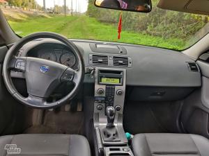 Volvo V50 2007 in Siauliai, with an engine capacity of 2.00 L and mileage of 300 thousand km for 1650 €, photo 11 on AUTOMOTO.COM.LV
