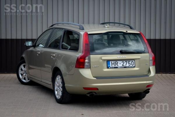 Volvo V50 2008 in Talsi, with an engine capacity of 2.40 L and mileage of 0 thousand km for 2990 €, photo 4 on AUTOMOTO.COM.LV