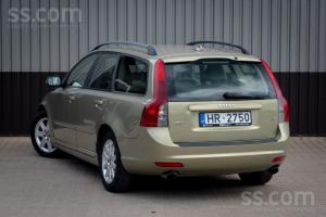 Volvo V50 2008 in Talsi, with an engine capacity of 2.40 L and mileage of 0 thousand km for 2990 €, photo 4 on AUTOMOTO.COM.LV