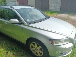 Volvo V50 2008 in Ventspils, with an engine capacity of 2.00 L and mileage of 285 thousand km for 800 €, photo 6 on AUTOMOTO.COM.LV