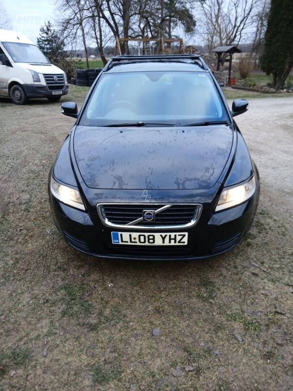 Volvo V50 2008 in Kretinga, with an engine capacity of 1.80 L and mileage of 274 thousand km for 1300 €, photo 2 on AUTOMOTO.COM.LV