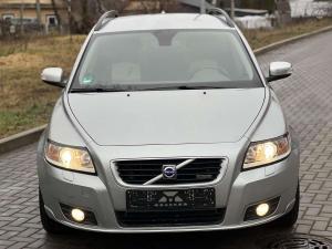 Volvo V50 2008 Ukmergė, ar dzinēja tilpumu 2.00 L un nobraukumu 280 tūkst. km par 3450 €, foto 3 vietnē AUTOMOTO.COM.LV