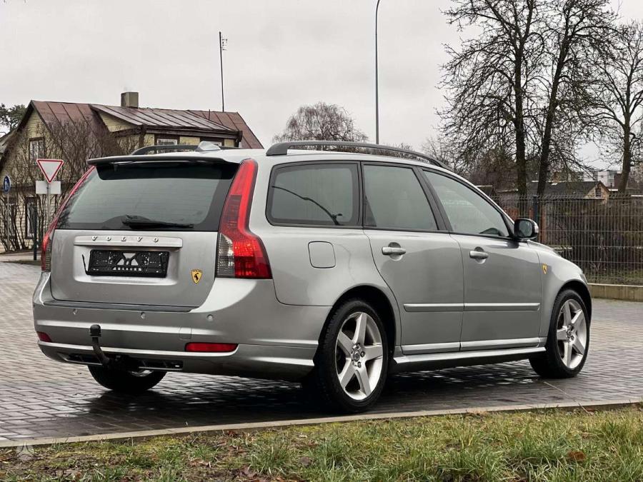 Volvo V50 2008 Ukmergė, ar dzinēja tilpumu 2.00 L un nobraukumu 280 tūkst. km par 3450 €, foto 4 vietnē AUTOMOTO.COM.LV