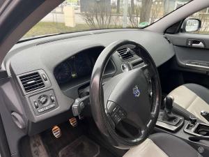 Volvo V50 2008 Ukmergė, ar dzinēja tilpumu 2.00 L un nobraukumu 280 tūkst. km par 3450 €, foto 15 vietnē AUTOMOTO.COM.LV