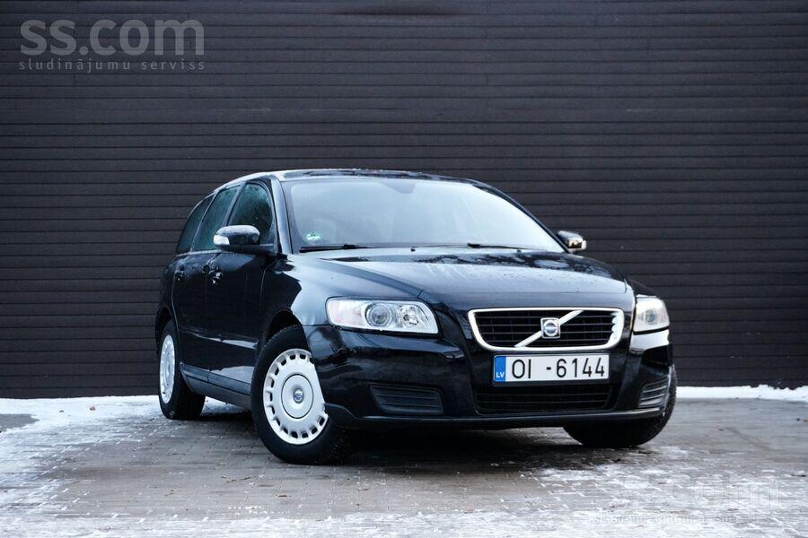 Volvo V50 2008 in Riga, with an engine capacity of 1.80 L and mileage of 246 thousand km for 4390 €, photo 2 on AUTOMOTO.COM.LV