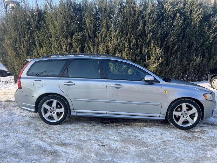 Volvo V50 2008 Ukmergė, ar dzinēja tilpumu 2.00 L un nobraukumu 280 tūkst. km par 2350 €, foto 6 vietnē AUTOMOTO.COM.LV