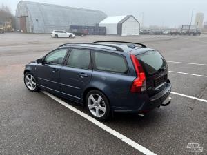 Volvo V50 2008 in Kaunas, with an engine capacity of 2.40 L and mileage of 310 thousand km for 3650 €, photo 3 on AUTOMOTO.COM.LV