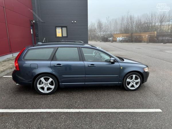 Volvo V50 2008 in Kaunas, with an engine capacity of 2.40 L and mileage of 310 thousand km for 3650 €, photo 7 on AUTOMOTO.COM.LV